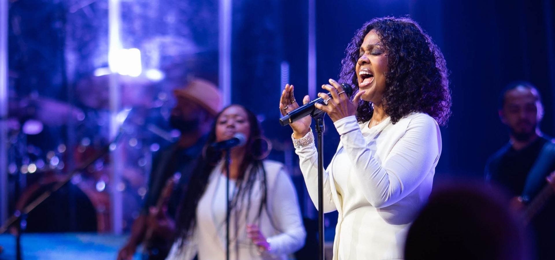CeCe Winans Announces 2026 More Than This Tour - BLN ENTERTAINMENT TV